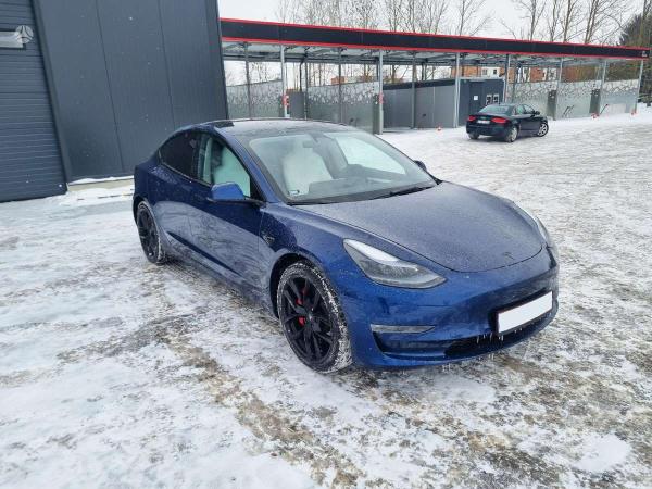 Zils Tesla Model 3 2022 Marijampole, ar dzinēja tilpumu 0.00 L un nobraukumu 107 tūkst. km par 23900 €, foto 2 vietnē AUTOMOTO.COM.LV