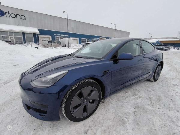 Zils Tesla Model 3 2022 Šauļi, ar dzinēja tilpumu 0.00 L un nobraukumu 62 tūkst. km par 17900 €, foto 1 vietnē AUTOMOTO.COM.LV