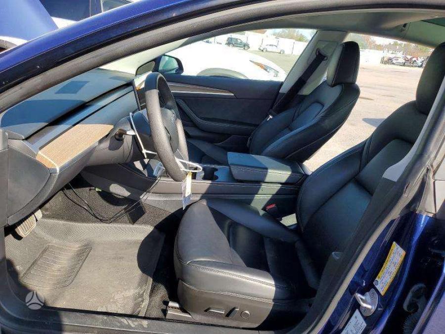 Zils Tesla Model 3 2023 Viļņa, ar dzinēja tilpumu 0.00 L un nobraukumu 31 tūkst. km par 13950 €, foto 9 vietnē AUTOMOTO.COM.LV