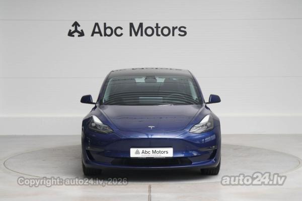 Zils Tesla Model 3 2023 Tallina, ar dzinēja tilpumu 0.00 L un nobraukumu 67 tūkst. km par 99000 €, foto 2 vietnē AUTOMOTO.COM.LV