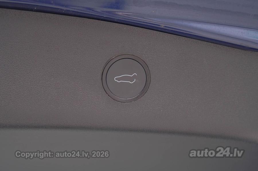Zils Tesla Model 3 2023 Tallina, ar dzinēja tilpumu 0.00 L un nobraukumu 67 tūkst. km par 99000 €, foto 13 vietnē AUTOMOTO.COM.LV