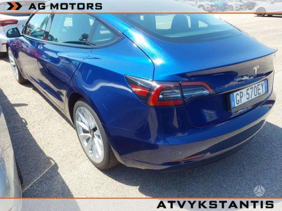 Blue Tesla Model 3 2023 in Vilnius, with an engine capacity of 0.00 L and mileage of 90 thousand km for 29900 €, photo 3 on AUTOMOTO.COM.LV
