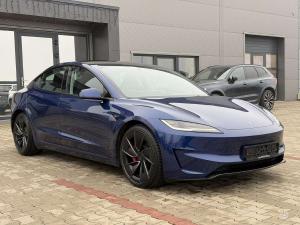 Zils Tesla Model 3 2024 Šauļi, ar dzinēja tilpumu 0.00 L un nobraukumu 7 tūkst. km par 52990 €, foto 2 vietnē AUTOMOTO.COM.LV