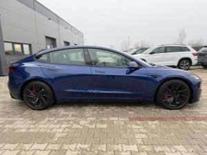 Zils Tesla Model 3 2024 Šauļi, ar dzinēja tilpumu 0.00 L un nobraukumu 7 tūkst. km par 52990 €, foto 3 vietnē AUTOMOTO.COM.LV