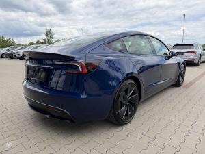 Zils Tesla Model 3 2024 Šauļi, ar dzinēja tilpumu 0.00 L un nobraukumu 15 tūkst. km par 51990 €, foto 12 vietnē AUTOMOTO.COM.LV