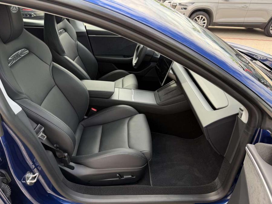 Zils Tesla Model 3 2024 Šauļi, ar dzinēja tilpumu 0.00 L un nobraukumu 15 tūkst. km par 51990 €, foto 18 vietnē AUTOMOTO.COM.LV