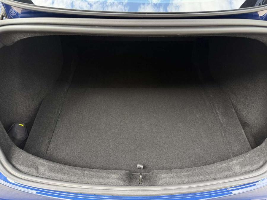 Zils Tesla Model 3 2024 Šauļi, ar dzinēja tilpumu 0.00 L un nobraukumu 15 tūkst. km par 51990 €, foto 22 vietnē AUTOMOTO.COM.LV
