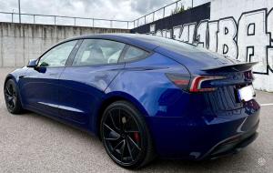 Zils Tesla Model 3 2025 Viļņa, ar dzinēja tilpumu 0.00 L un nobraukumu 8 tūkst. km par 43100 €, foto 5 vietnē AUTOMOTO.COM.LV