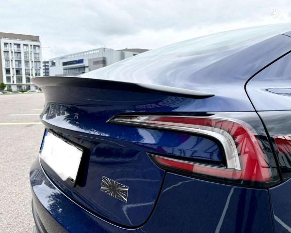 Zils Tesla Model 3 2025 Viļņa, ar dzinēja tilpumu 0.00 L un nobraukumu 8 tūkst. km par 43100 €, foto 6 vietnē AUTOMOTO.COM.LV