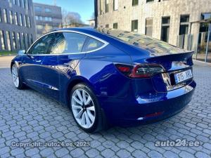 Blue Tesla Model 3 2019 in Tartu, with an engine capacity of 0.00 L and mileage of 140 thousand km for 23999 €, photo 3 on AUTOMOTO.COM.LV