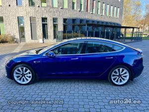 Blue Tesla Model 3 2019 in Tartu, with an engine capacity of 0.00 L and mileage of 140 thousand km for 23999 €, photo 5 on AUTOMOTO.COM.LV