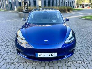 Blue Tesla Model 3 2019 in Tartu, with an engine capacity of 0.00 L and mileage of 140 thousand km for 23999 €, photo 6 on AUTOMOTO.COM.LV