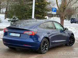 Blue Tesla Model 3 2019 in Riga, with an engine capacity of 0.00 L and mileage of 86 thousand km for 21950 €, photo 2 on AUTOMOTO.COM.LV