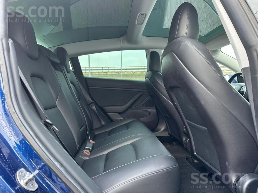 Blue Tesla Model 3 2019 in Riga, with an engine capacity of 0.00 L and mileage of 86 thousand km for 21950 €, photo 14 on AUTOMOTO.COM.LV