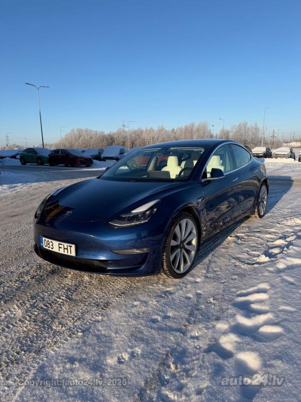 Zils Tesla Model 3 2019 Tallina, ar dzinēja tilpumu 0.00 L un nobraukumu 104 tūkst. km par 23499 €, foto 2 vietnē AUTOMOTO.COM.LV