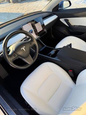 Blue Tesla Model 3 2019 in Tallinn, with an engine capacity of 0.00 L and mileage of 104 thousand km for 23499 €, photo 8 on AUTOMOTO.COM.LV