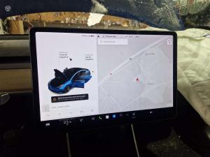 Blue Tesla Model 3 2019 in Marijampole, with an engine capacity of 0.00 L and mileage of 172 thousand km for 9300 €, photo 11 on AUTOMOTO.COM.LV