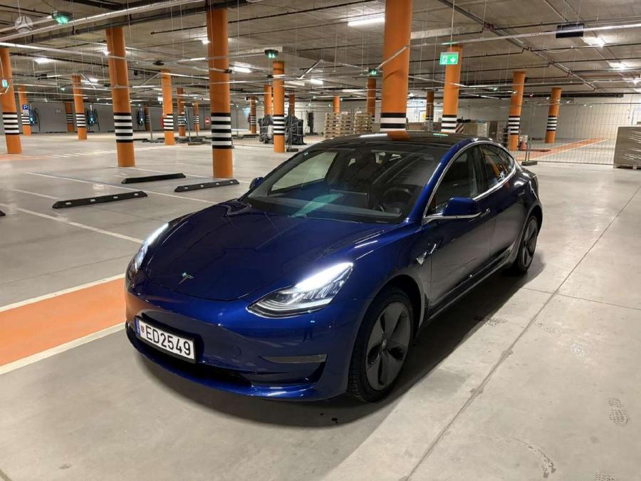 Zils Tesla Model 3 2019 Viļņa, ar dzinēja tilpumu 0.00 L un nobraukumu 197 tūkst. km par 13850 €, foto 1 vietnē AUTOMOTO.COM.LV