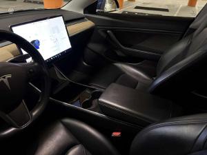 Zils Tesla Model 3 2019 Viļņa, ar dzinēja tilpumu 0.00 L un nobraukumu 197 tūkst. km par 13850 €, foto 21 vietnē AUTOMOTO.COM.LV