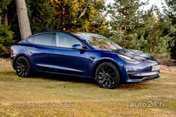 Blue Tesla Model 3 2019 in Parnu, with an engine capacity of 0.00 L and mileage of 86 thousand km for 22500 €, photo 2 on AUTOMOTO.COM.LV