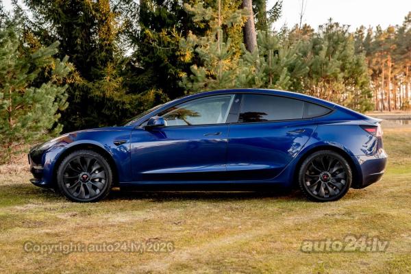 Blue Tesla Model 3 2019 in Parnu, with an engine capacity of 0.00 L and mileage of 86 thousand km for 22500 €, photo 5 on AUTOMOTO.COM.LV
