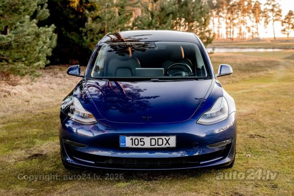 Blue Tesla Model 3 2019 in Parnu, with an engine capacity of 0.00 L and mileage of 86 thousand km for 22500 €, photo 7 on AUTOMOTO.COM.LV