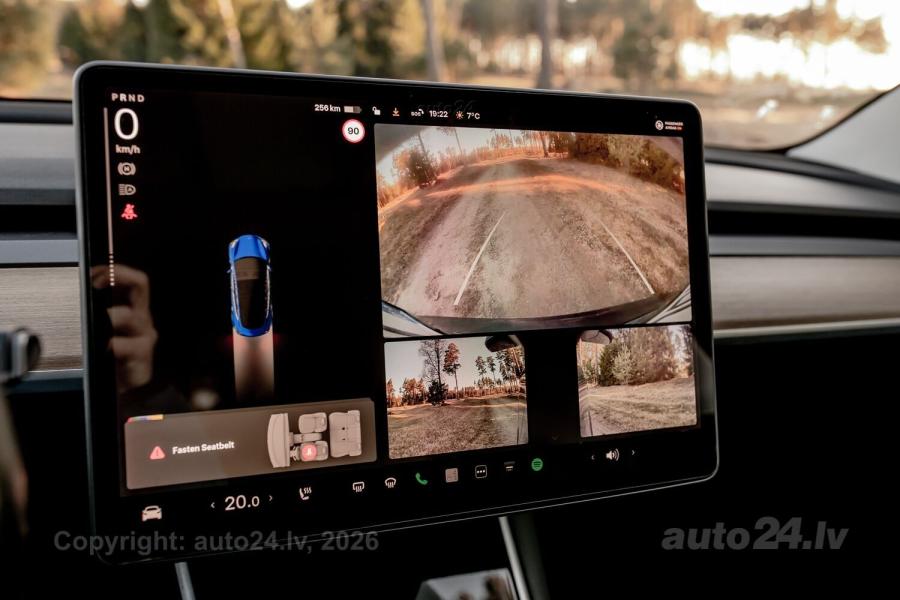 Blue Tesla Model 3 2019 in Parnu, with an engine capacity of 0.00 L and mileage of 86 thousand km for 22500 €, photo 17 on AUTOMOTO.COM.LV