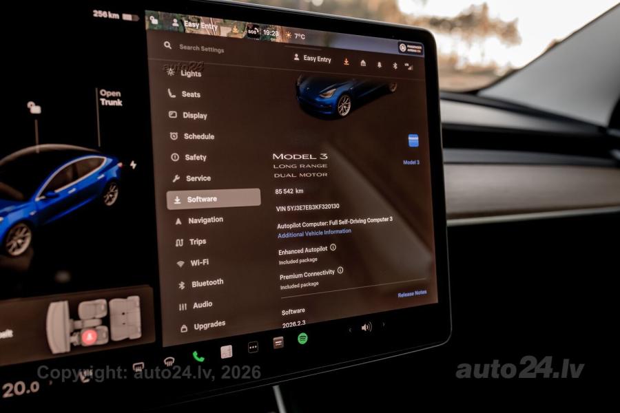 Blue Tesla Model 3 2019 in Parnu, with an engine capacity of 0.00 L and mileage of 86 thousand km for 22500 €, photo 19 on AUTOMOTO.COM.LV