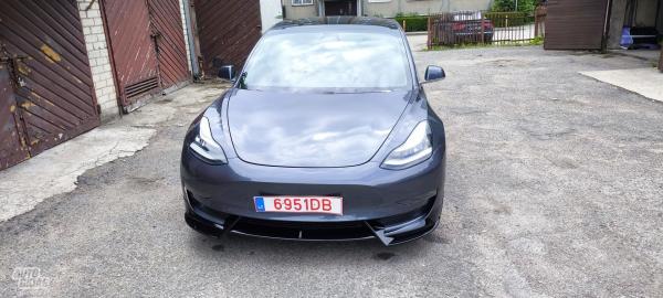 Blue Tesla Model 3 2019 in Kaunas, with an engine capacity of 0.00 L and mileage of 108 thousand km for 19400 €, photo 3 on AUTOMOTO.COM.LV