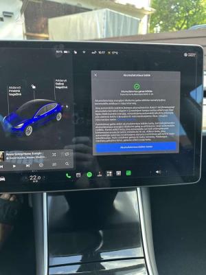 Blue Tesla Model 3 2019 in Silute, with an engine capacity of 0.00 L and mileage of 190 thousand km for 17900 €, photo 19 on AUTOMOTO.COM.LV