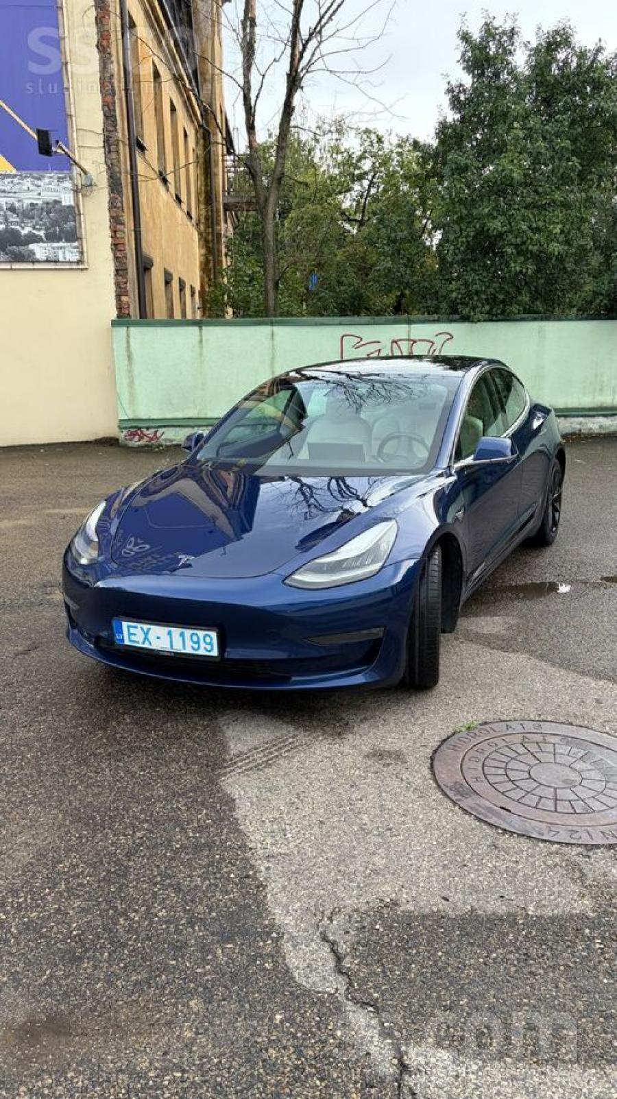 Zils Tesla Model 3 2019 Ogre, ar dzinēja tilpumu 0.00 L un nobraukumu 107 tūkst. km par 20500 €, foto 1 vietnē AUTOMOTO.COM.LV