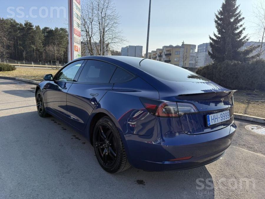 Zils Tesla Model 3 2019 Rīga, ar dzinēja tilpumu 0.00 L un nobraukumu 250 tūkst. km par 16800 €, foto 6 vietnē AUTOMOTO.COM.LV