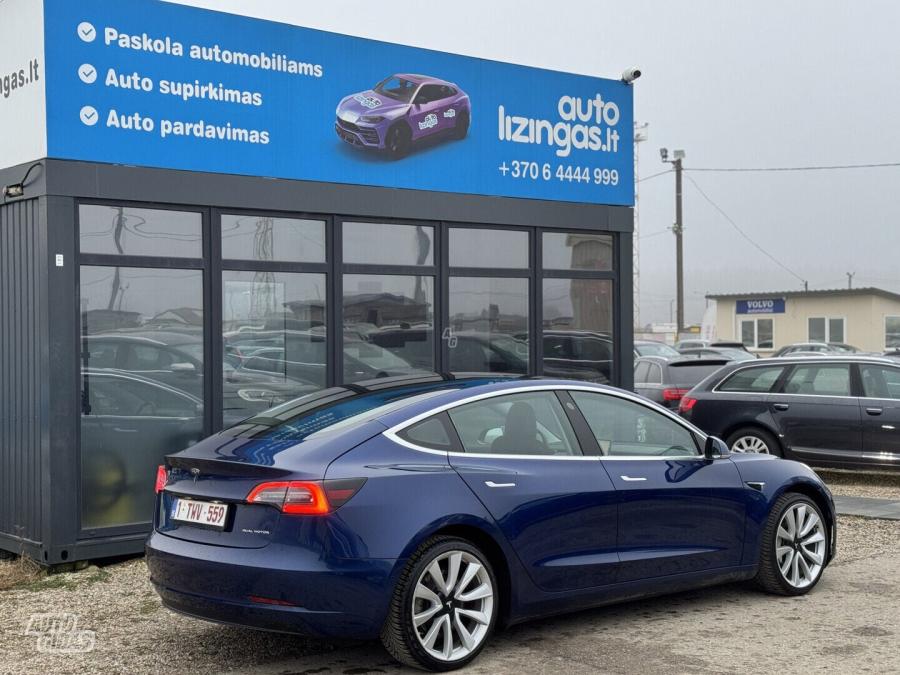Blue Tesla Model 3 2020 in Vilnius, with an engine capacity of 0.00 L and mileage of 182 thousand km for 18950 €, photo 4 on AUTOMOTO.COM.LV