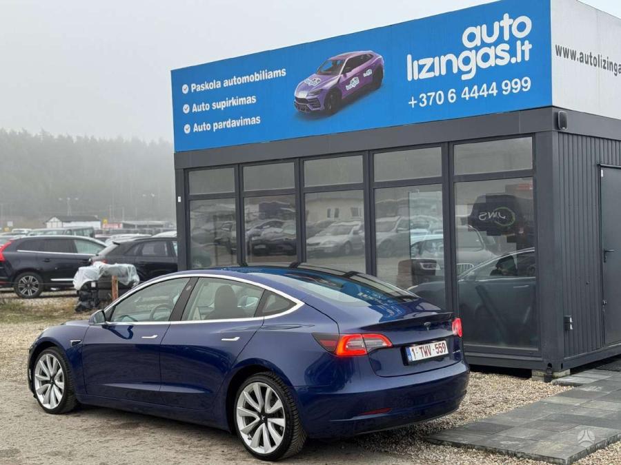 Zils Tesla Model 3 2020 Viļņa, ar dzinēja tilpumu 0.00 L un nobraukumu 182 tūkst. km par 18950 €, foto 3 vietnē AUTOMOTO.COM.LV