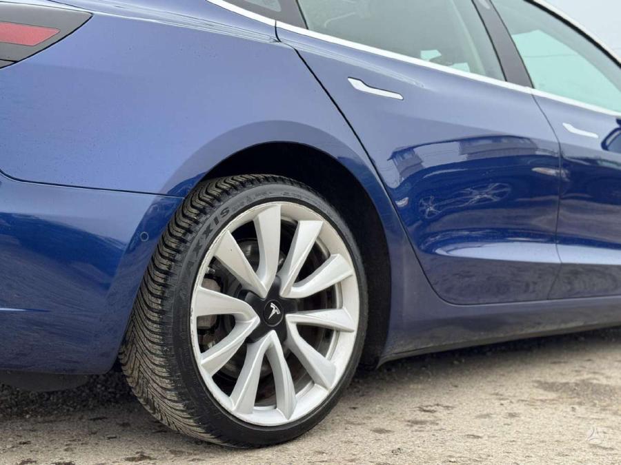 Zils Tesla Model 3 2020 Viļņa, ar dzinēja tilpumu 0.00 L un nobraukumu 182 tūkst. km par 18950 €, foto 17 vietnē AUTOMOTO.COM.LV