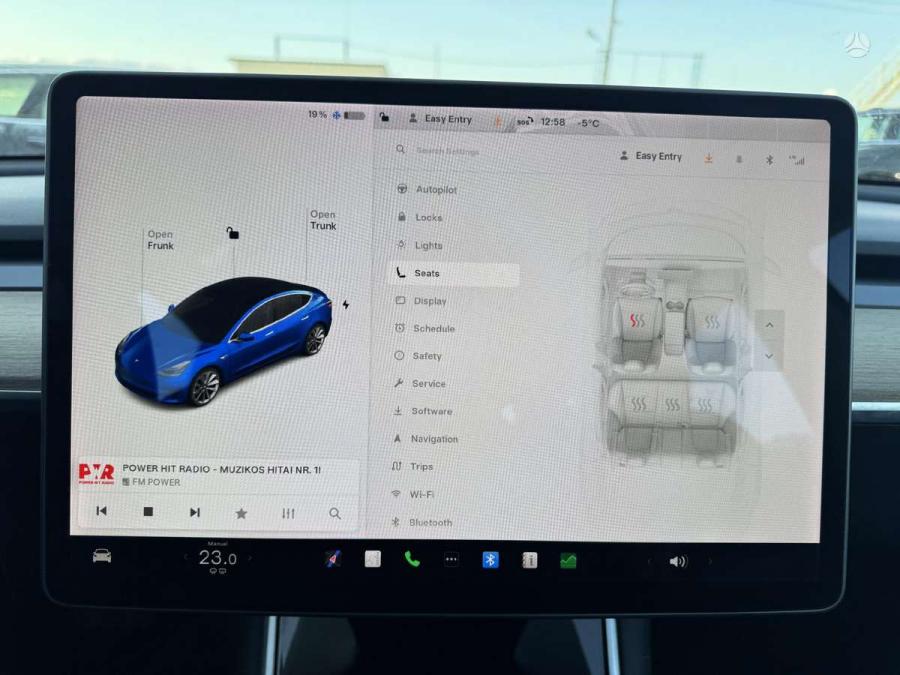 Blue Tesla Model 3 2020 in Vilnius, with an engine capacity of 0.00 L and mileage of 182 thousand km for 18950 €, photo 19 on AUTOMOTO.COM.LV