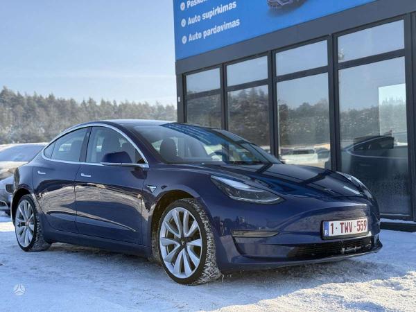 Zils Tesla Model 3 2020 Viļņa, ar dzinēja tilpumu 0.00 L un nobraukumu 182 tūkst. km par 18950 €, foto 2 vietnē AUTOMOTO.COM.LV