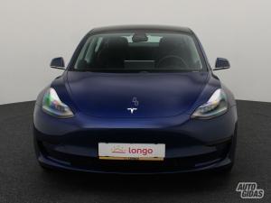 Blue Tesla Model 3 2020 in Vilnius, with an engine capacity of 0.00 L and mileage of 161 thousand km for 18699 €, photo 3 on AUTOMOTO.COM.LV