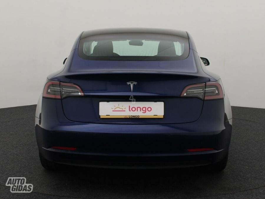 Blue Tesla Model 3 2020 in Vilnius, with an engine capacity of 0.00 L and mileage of 161 thousand km for 18699 €, photo 5 on AUTOMOTO.COM.LV