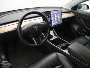 Blue Tesla Model 3 2020 in Vilnius, with an engine capacity of 0.00 L and mileage of 161 thousand km for 18699 €, photo 16 on AUTOMOTO.COM.LV