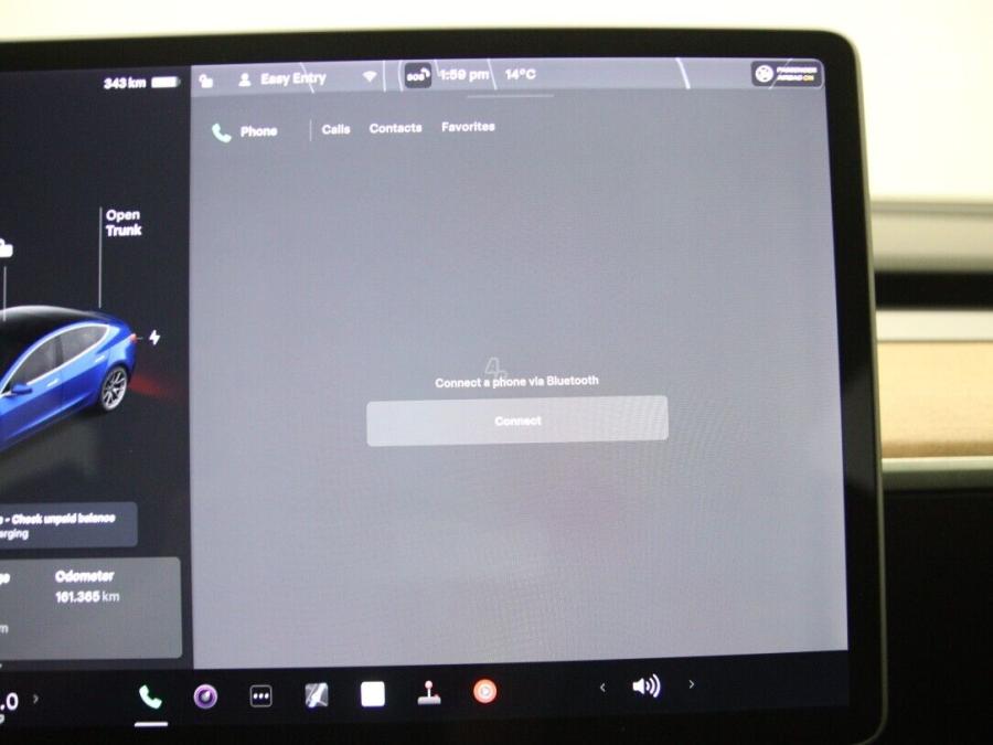 Blue Tesla Model 3 2020 in Vilnius, with an engine capacity of 0.00 L and mileage of 161 thousand km for 18699 €, photo 24 on AUTOMOTO.COM.LV