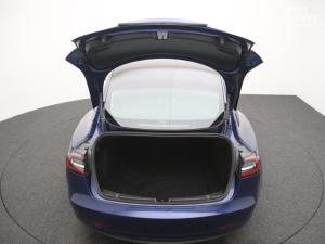 Blue Tesla Model 3 2020 in Vilnius, with an engine capacity of 0.00 L and mileage of 161 thousand km for 18699 €, photo 33 on AUTOMOTO.COM.LV