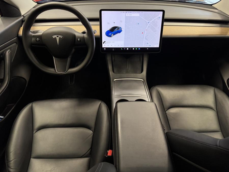 Blue Tesla Model 3 2020 in Riga, with an engine capacity of 0.00 L and mileage of 103 thousand km for 26990 €, photo 13 on AUTOMOTO.COM.LV