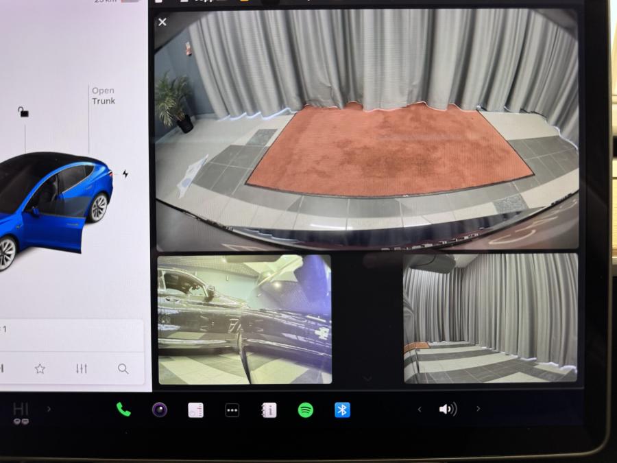 Blue Tesla Model 3 2020 in Riga, with an engine capacity of 0.00 L and mileage of 103 thousand km for 26990 €, photo 27 on AUTOMOTO.COM.LV