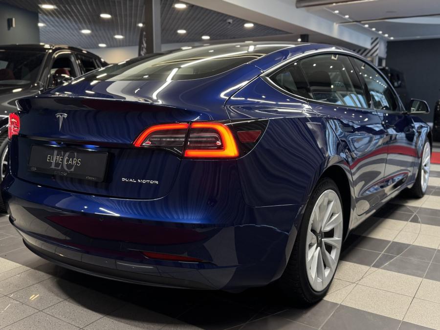 Blue Tesla Model 3 2020 in Riga, with an engine capacity of 0.00 L and mileage of 103 thousand km for 26990 €, photo 29 on AUTOMOTO.COM.LV