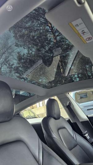 Blue Tesla Model 3 2020 in Vilnius, with an engine capacity of 0.00 L and mileage of 173 thousand km for 19990 €, photo 14 on AUTOMOTO.COM.LV