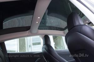 Blue Tesla Model 3 2020 in Tallinn, with an engine capacity of 0.00 L and mileage of 62 thousand km for 24990 €, photo 18 on AUTOMOTO.COM.LV