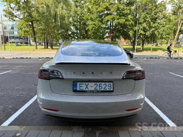 Синий Тесла Модель 3 2020 в Рига, объемом двигателя 0.00 л и пробегом 97 тыс. км за 25500 €, фото 9 на AUTOMOTO.COM.LV