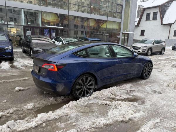 Zils Tesla Model 3 2021 Kauņa, ar dzinēja tilpumu 0.00 L un nobraukumu 156 tūkst. km par 22999 €, foto 8 vietnē AUTOMOTO.COM.LV