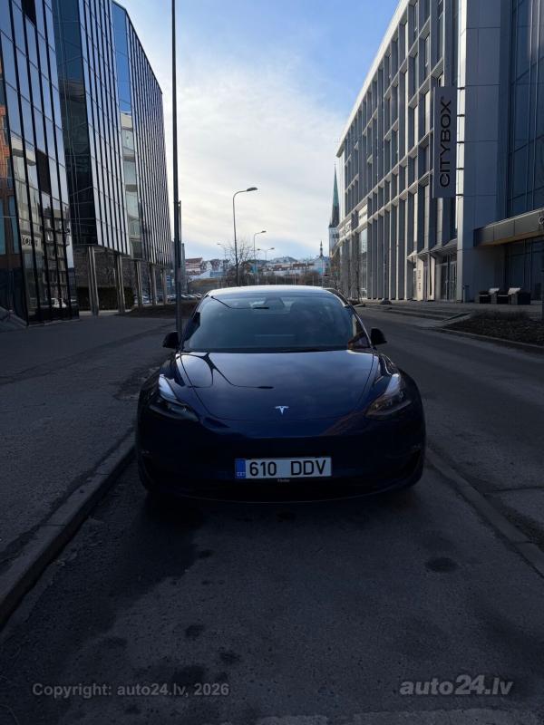 Blue Tesla Model 3 2021 in Tallinn, with an engine capacity of 0.00 L and mileage of 64 thousand km for 32000 €, photo 2 on AUTOMOTO.COM.LV